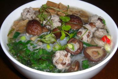 Cách Làm Bún Mọc Ngon Như Đầu Bếp Chuyên Nghiệp